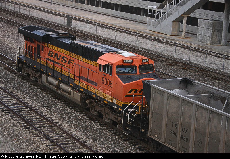 BNSF 6008